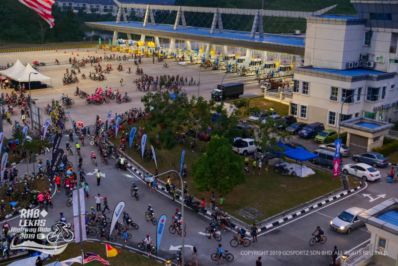 Lekas Highway Ride returns for Malaysia’s only night bicycle race